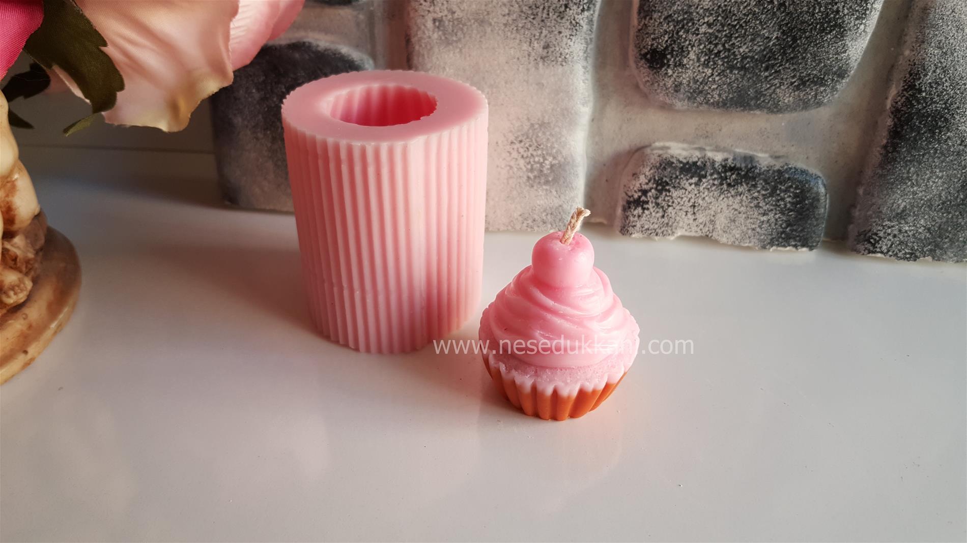 VİŞNELİ CUPCAKE-2 MUM KALIBI - Neşedükkanı